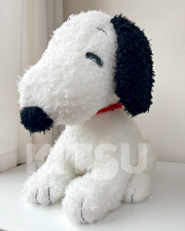 Snoopy Peluche Grande 🐾 © Peanuts – Kitsu Kawaii Store